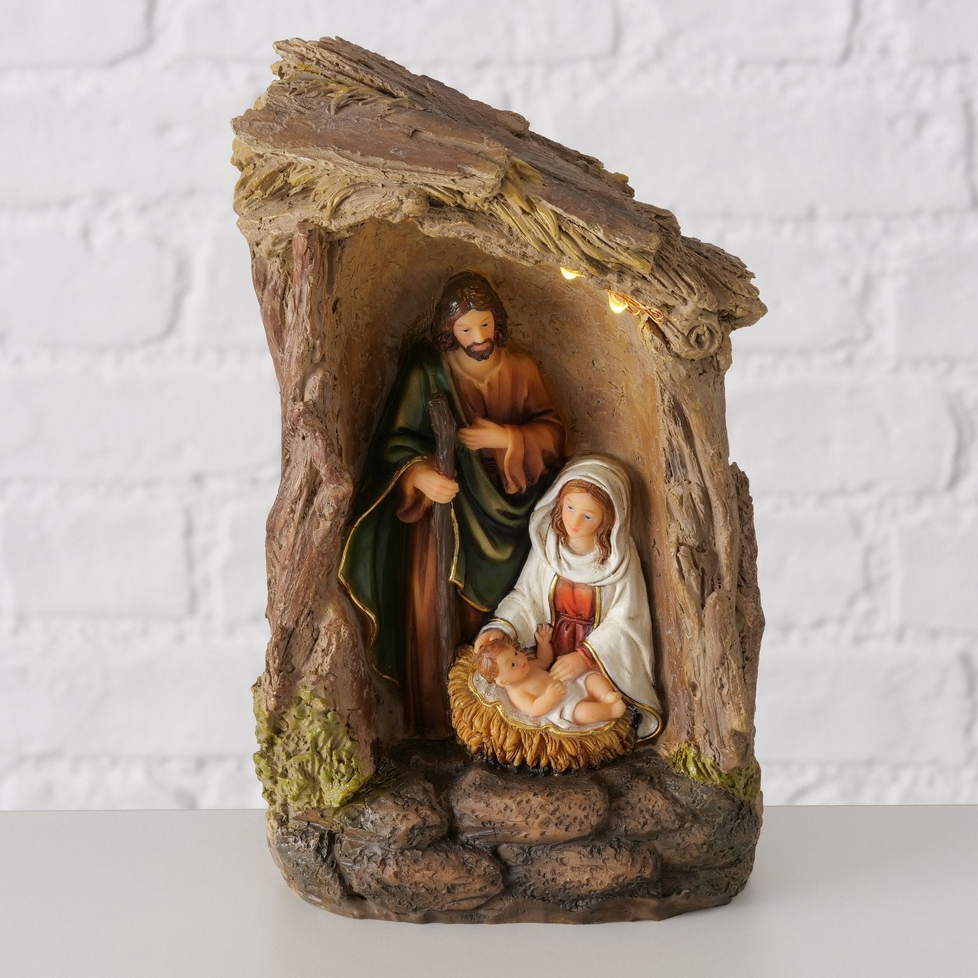 Nativity Barn Manger LED Scene | &Quirky